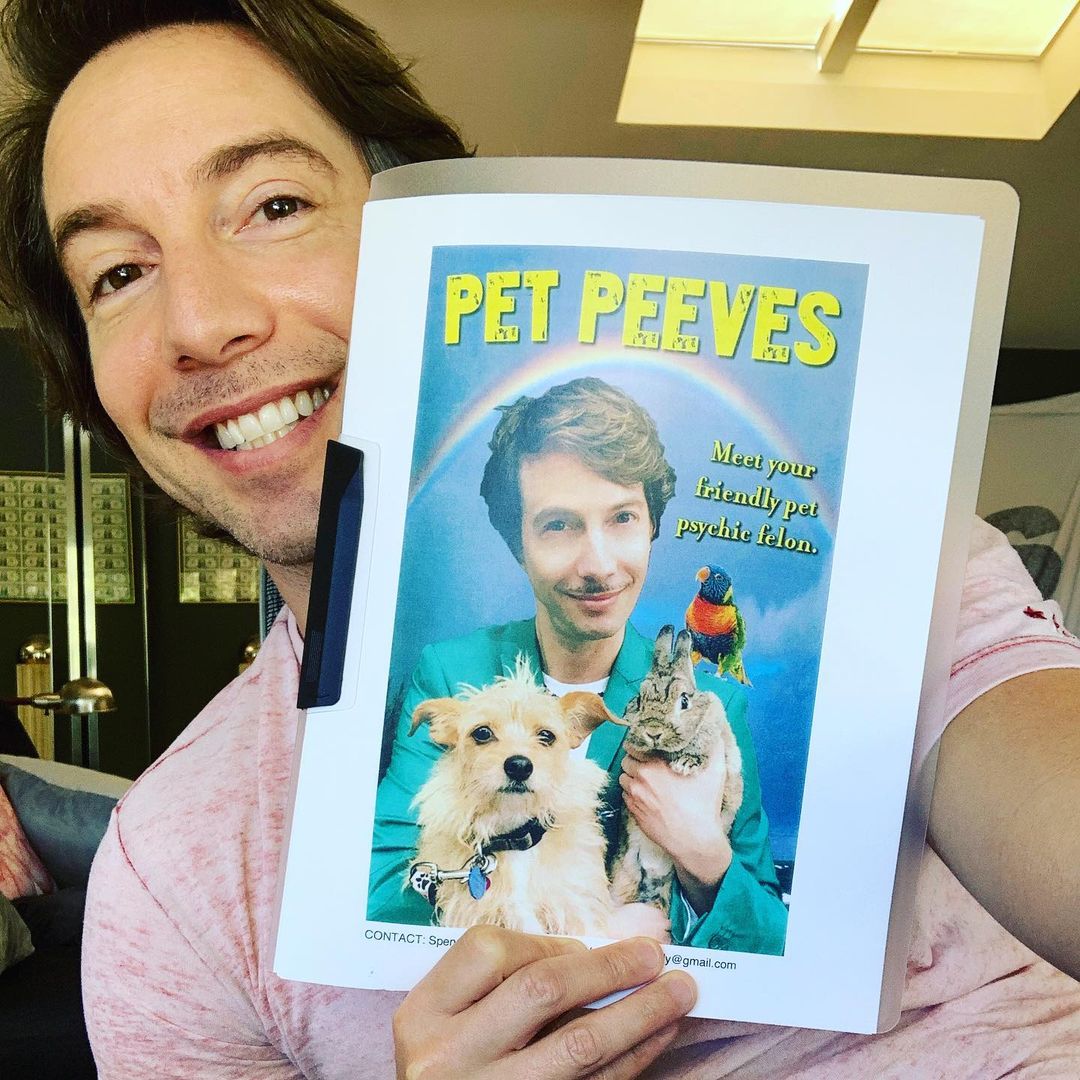 陽光、沙灘、帥哥屁屁！ 這 10 部大尺度影視都有「全裸露臀」的性感男星 | GagaTai 嘎嘎台